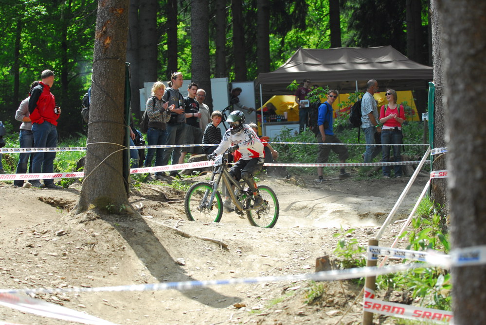 100% Downhill auf MTB-Freerider.de